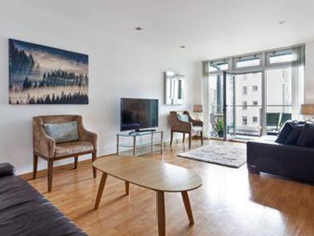 2 Bedrooms Flat for sale in Western Harbour Way, Edinburgh EH6