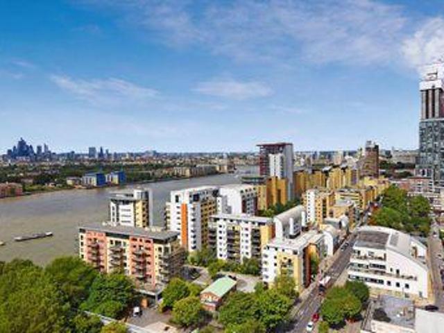 2 Bedrooms Flat for sale in Westferry Road, London E14