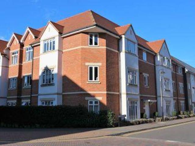 2 Bedrooms Flat for sale in Westwood Drive, Canterbury CT2