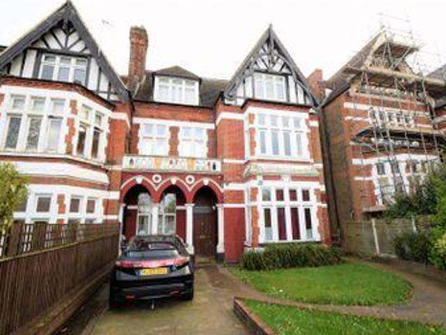 2 Bedrooms Flat for sale in Westwood Hill, London SE26
