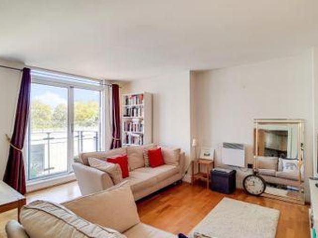 2 Bedrooms Flat for sale in Wharf Lane, London E14