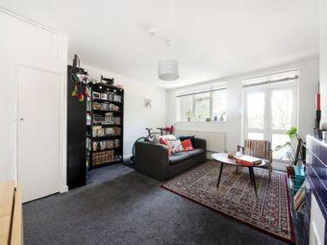 2 Bedrooms Flat for sale in Wickham Road, London SE4
