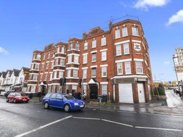 2 Bedrooms Flat for sale in Wightman Road, London N8