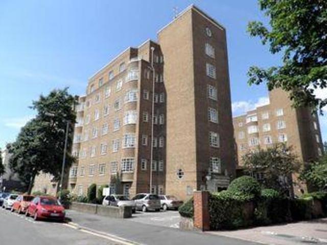2 Bedrooms Flat for sale in Wilbury Road, Hove BN3