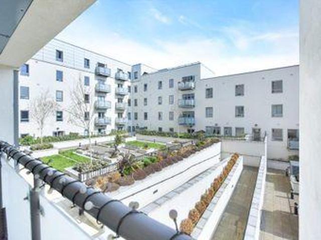 2 Bedrooms Flat for sale in William Beveridge House, 60 Vernon Road, London E3