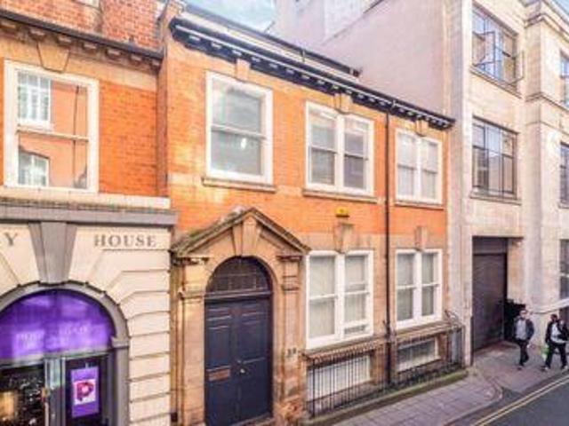 2 Bedrooms Flat for sale in Winchester House, 39 Hounds Gate, Nottingham, Nottinghamshire NG1