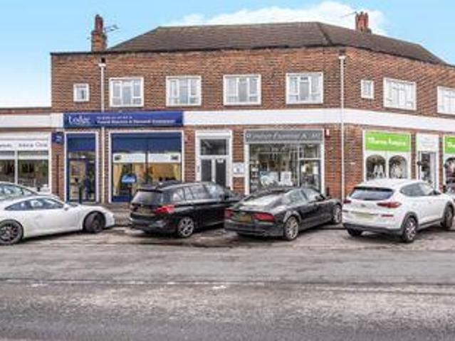 2 Bedrooms Flat for sale in Windsor, Berkshire SL4