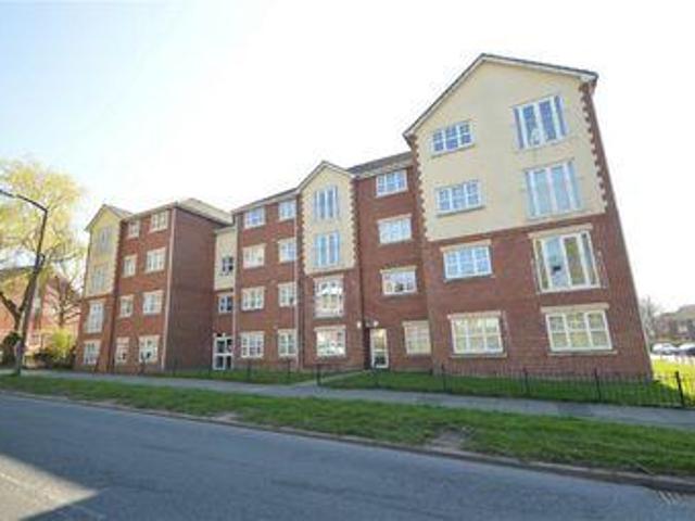 2 Bedrooms Flat for sale in Windsor Court, Wordsworth Road, Denton M34