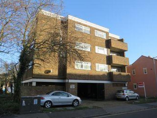 2 Bedrooms Flat for sale in Windsor Street, Luton LU1