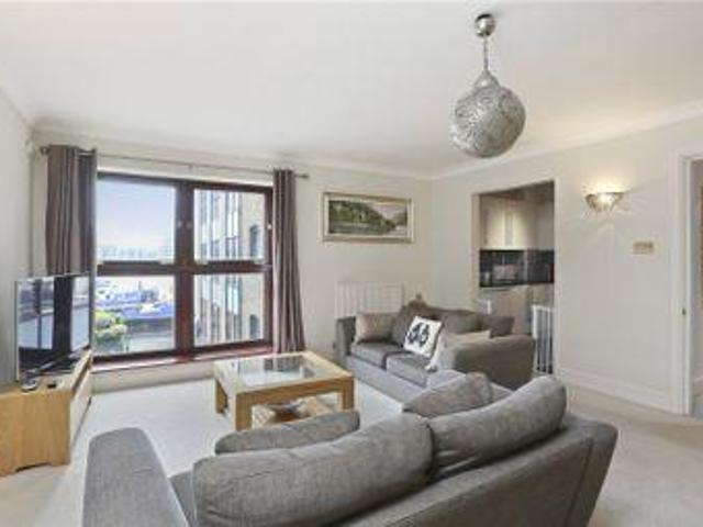 2 Bedrooms Flat for sale in Tower Bridge Wharf, 86 St. Katharines Way, London E1W