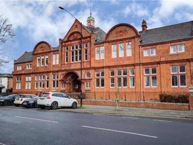 2 Bedrooms Flat for sale in The Old Library, Avenue Road, Leamington Spa CV31