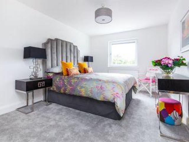 2 Bedrooms Flat for sale in The Avenue, Eastbourne BN21