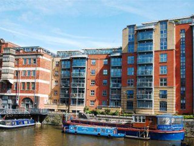2 Bedrooms Flat for sale in The Custom House, Redcliff Backs, Bristol BS1