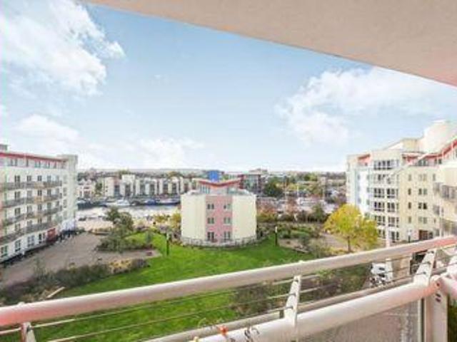 2 Bedrooms Flat for sale in The Crescent, Hannover Quay, Bristol BS1