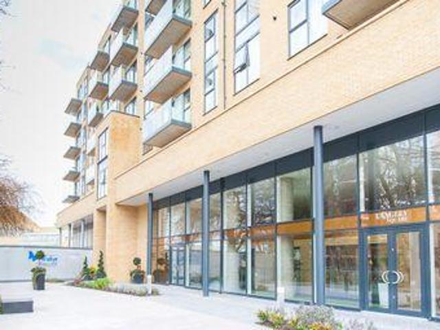 2 Bedrooms Flat for sale in The Duchess, The Langley Square, Dartford DA1