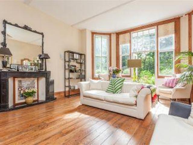 2 Bedrooms Flat for sale in The Drive, Hove BN3