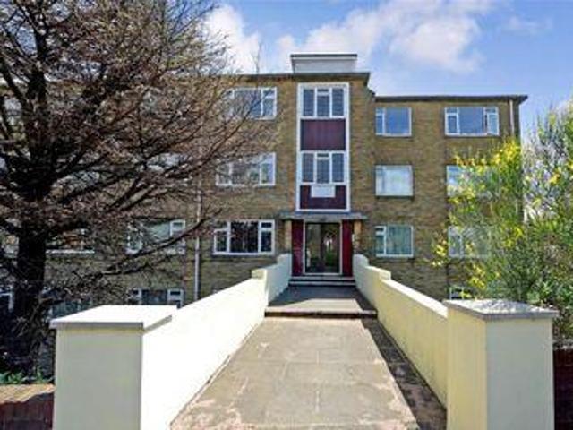 2 Bedrooms Flat for sale in The Drive, Hove, East Sussex BN3