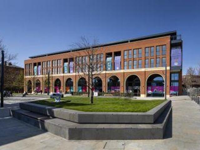 2 Bedrooms Flat for sale in The Exchange, Aylesbury HP20