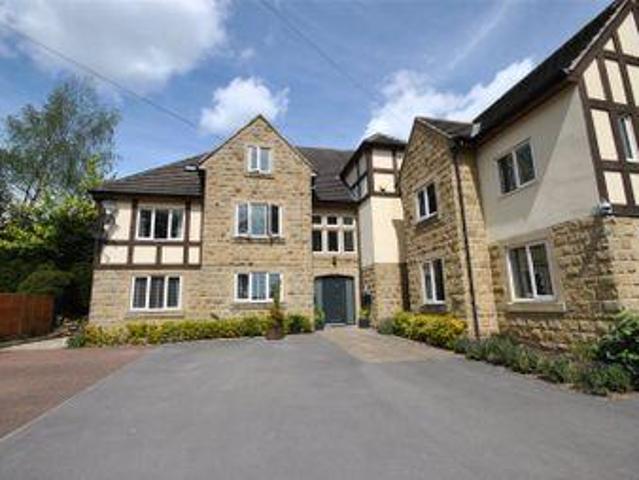2 Bedrooms Flat for sale in The Gables, 1 Dunstarn Lane, Leeds, West Yorkshire LS16