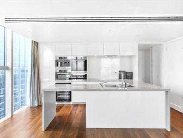 2 Bedrooms Flat for sale in The Heron, 5 Moor Lane, London EC2Y