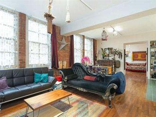2 Bedrooms Flat for sale in The Jam Factory, 27 Green Walk, London SE1