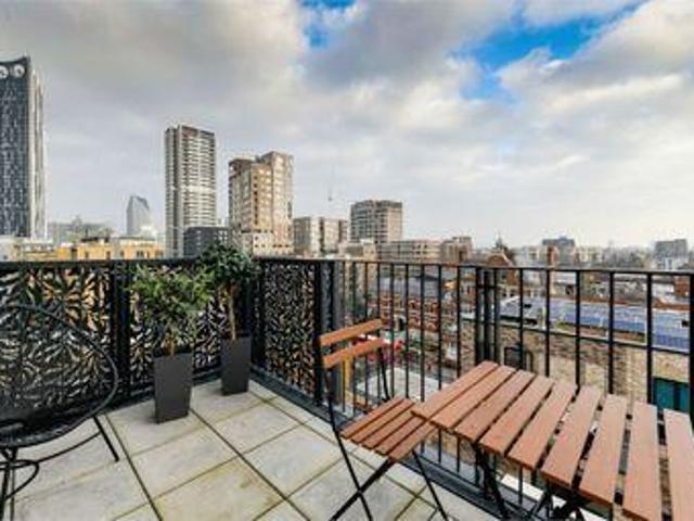 2 Bedrooms Flat for sale in The Levers, 2 16 Amelia Street, London SE17