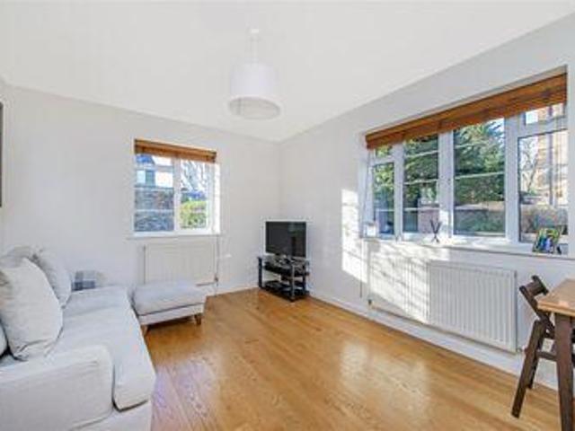 2 Bedrooms Flat for sale in The Limes, Limes Gardens SW18