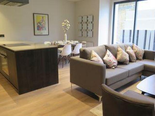 2 Bedrooms Flat for sale in The Lincolns, Gray´s Inn Road, London WC1X