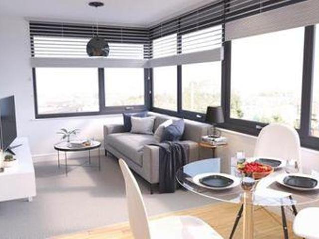 2 Bedrooms Flat for sale in The Lock, Fleming Way, Swindon SN1