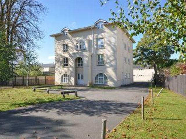 2 Bedrooms Flat for sale in The Park, Cheltenham, Gloucestershire GL50