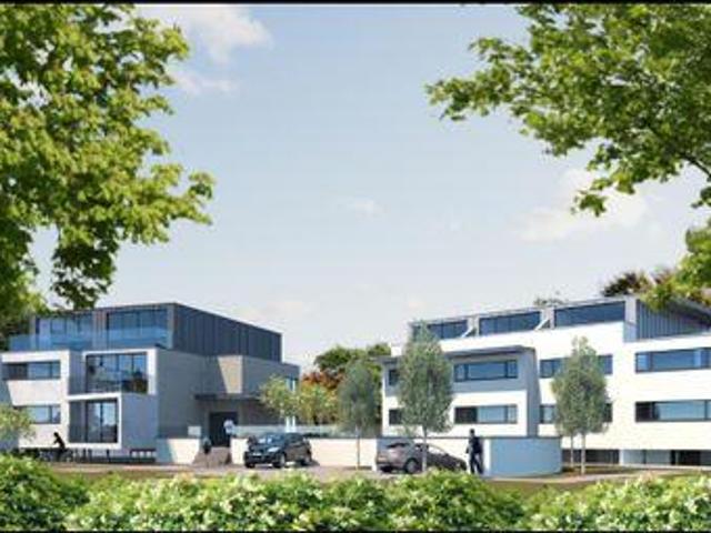 2 Bedrooms Flat for sale in The Redwoods, Madingley Road, Cambridge CB3