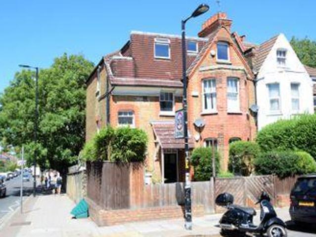 2 Bedrooms Flat for sale in Therapia Road, London SE22