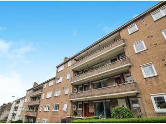 2 Bedrooms Flat for sale in Thornwood Drive, Glasgow G11