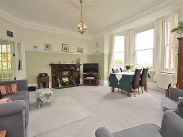 2 Bedrooms Flat for sale in Trelawney Road, Bristol BS6
