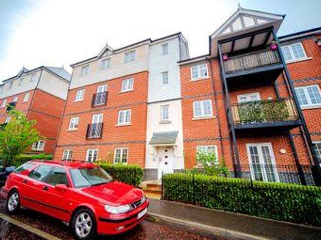 2 Bedrooms Flat for sale in Turbine Road, Colchester CO4