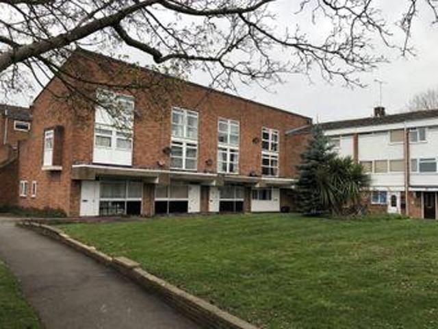 2 Bedrooms Flat for sale in Twyford, Berkshire RG10
