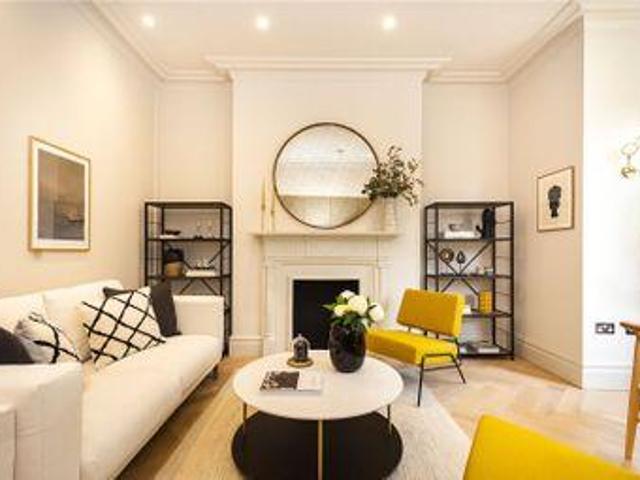 2 Bedrooms Flat for sale in Twyford Crescent, Ealing Common W3