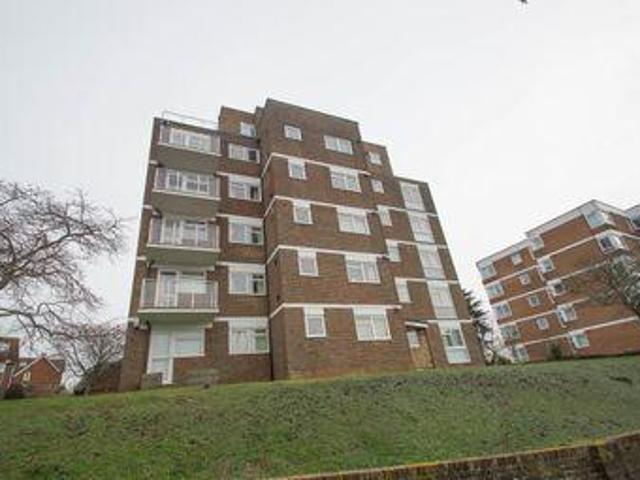 2 Bedrooms Flat for sale in Upperton Road, Eastbourne BN21