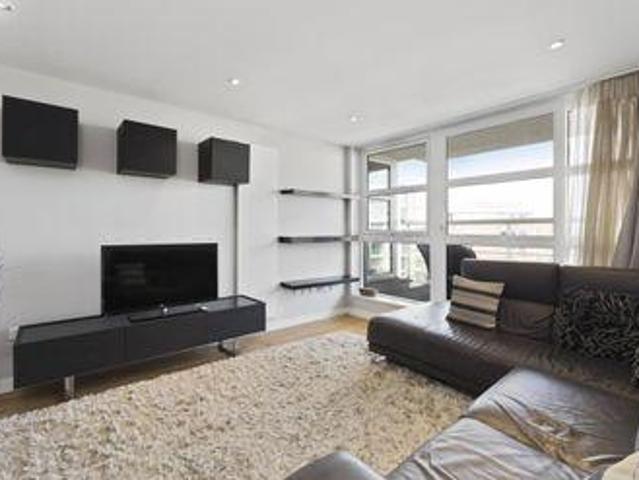 2 Bedrooms Flat for sale in Upper Richmond Road, London SW15