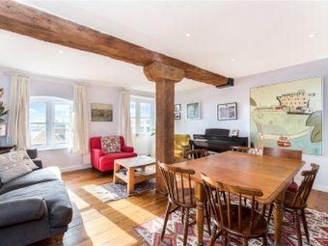 2 Bedrooms Flat for sale in Vogans Mill Wharf, 17 Mill Street, London SE1