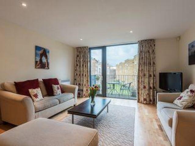 2 Bedrooms Flat for sale in Vesta Court, City Walk SE1