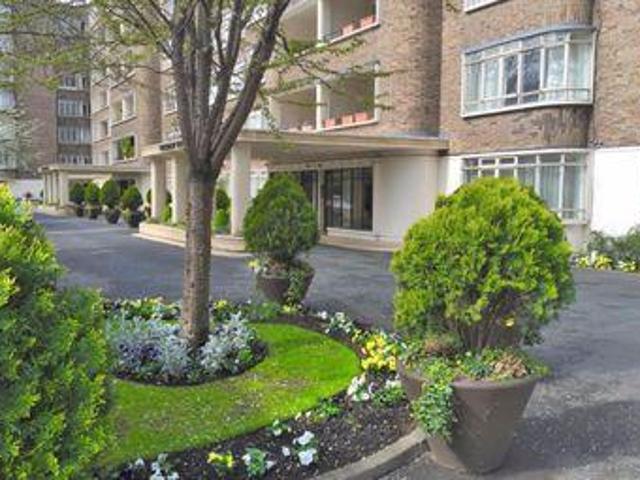 2 Bedrooms Flat for sale in Viceroy Court, Prince Albert Road, Regent´s Park NW8