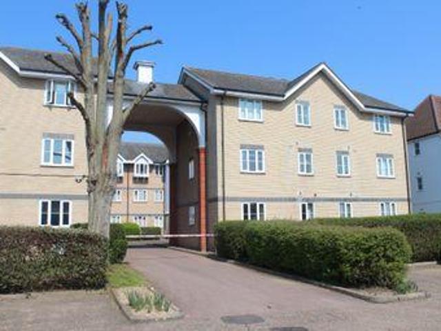 2 Bedrooms Flat for sale in Victoria Chase, Colchester CO1