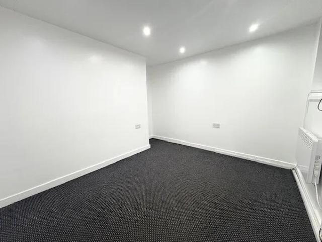 2 bedrooms flat to rent