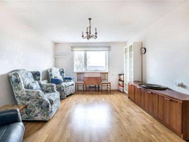 2 Bedrooms for rent in Macmillan Way, London SW17