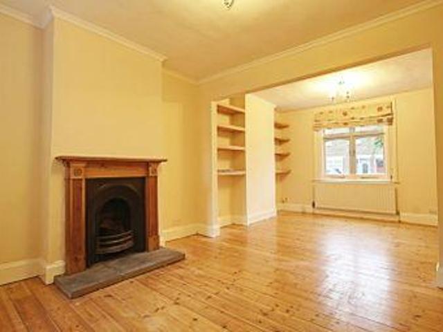 2 Bedrooms for rent in Merton Road, Enfield EN2