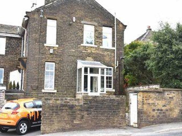 2 Bedrooms for rent in Nursery House, Highgate Road, Clayton Heights BD13