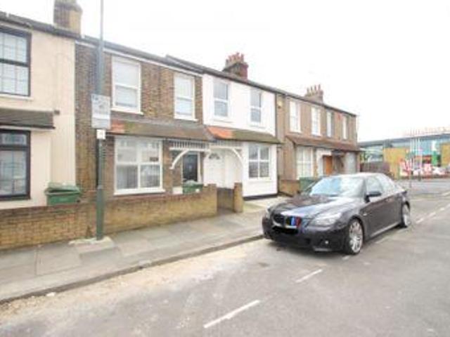 2 Bedrooms for rent in Overton Road, London SE2