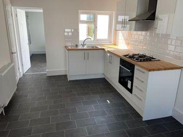 2 Bedrooms for rent in Overton Road, London SE2