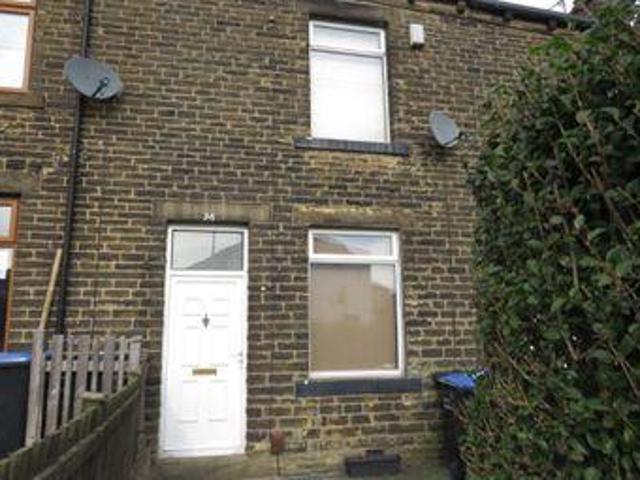 2 Bedrooms for rent in Old Road, Bradford BD7